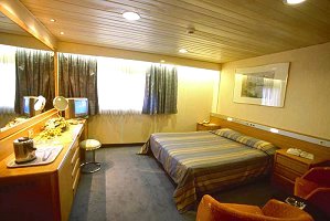 Atlantis Travel Cruises in Greece - The Ocean Countess cruise ship